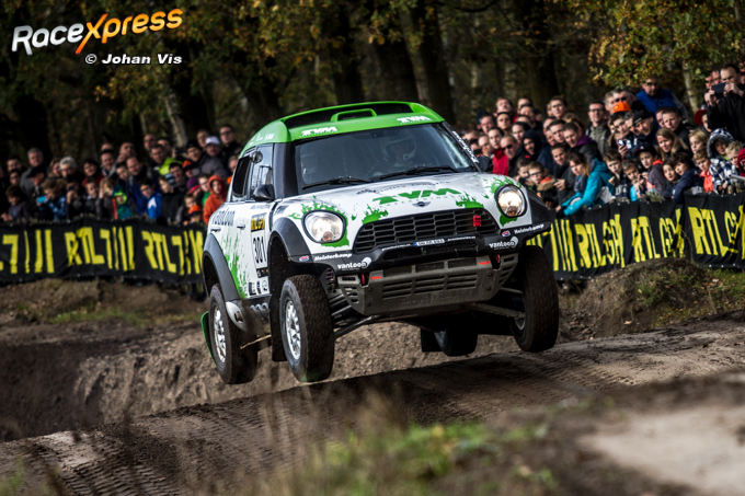 Erik van Loon en Wouter Rosegaar hebben spectaculaire warm-up voor Dakar Rally 2015 | RaceXpress